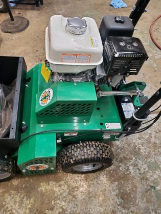 New Billy Goat Hydrostatic OS901SPH Overseeder lawn Revidalizer Honda Engine in Amherst, NY, USA