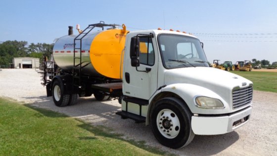 2000 Gallon Asphalt Emulsion Sprayer, Skid Mounted #DMS-2000 in Selkirk ...