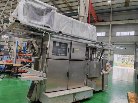 2000 Tetra Pak TBA 19 Filling Machine in Beihai, Guangxi, China