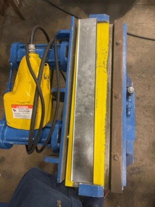 Lockformer Hydraulic Cheek Bender in Minneapolis, MN, USA