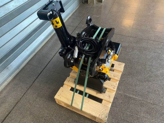 2022 Engcon EC206 in Esbeek, Netherlands