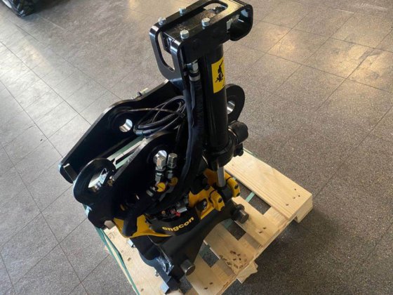 2022 Engcon EC206 in Esbeek, Netherlands