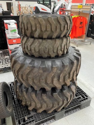 Bobcat BOBCAT TRACTOR WHEEL SET in Regina, Saskatchewan, Canada