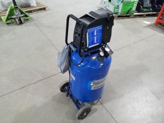 Power Fist 20 Gallon Electric Air Compressor in Puslinch, Ontario, Canada