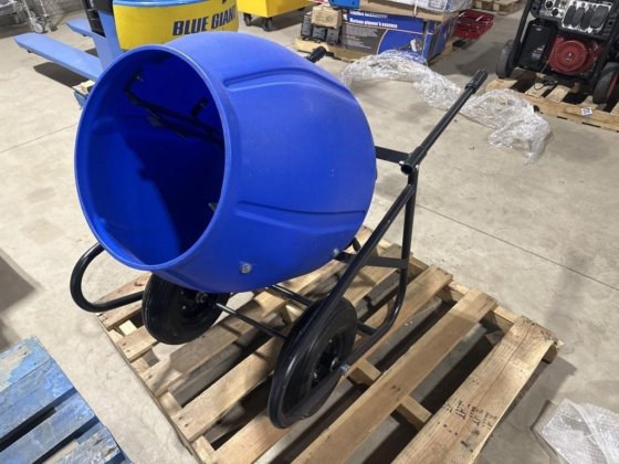 PowerFist Poly Drum Electric Cement Mixer in Puslinch, Ontario, Canada