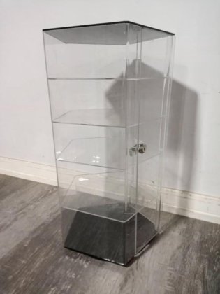 5 Tier Locking Spinning Display Case in Puslinch, Ontario, Canada