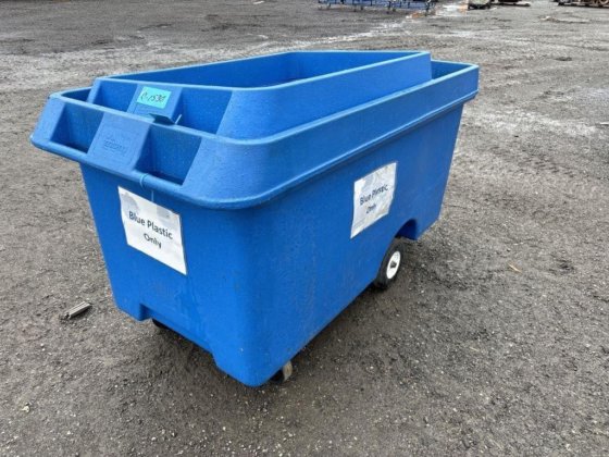 (2) Rolling Garbage Bins in Puslinch, Ontario, Canada