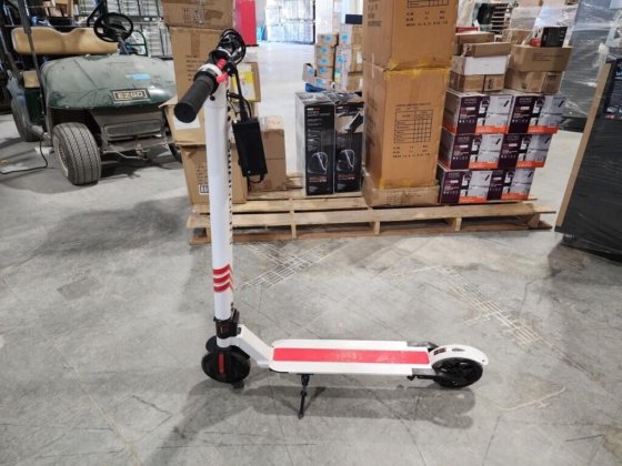 Swagatron Folding Electric Scooter in Quinte West, Ontario, Canada