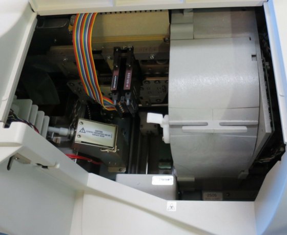 Microbial Analyzer Biomerieux Vitek 2 Compact Fully Automated ID/AST ...