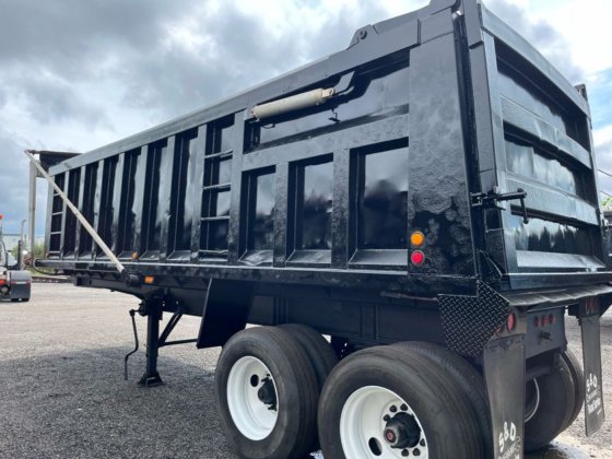 2014 SUMMIT Hardox Steel Frame Dump in Jacksonville, FL, USA