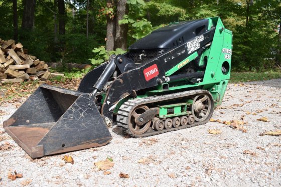 Toro Dingo TX427 Walk Behind Narrow Track Loader in Oro-Medonte ...