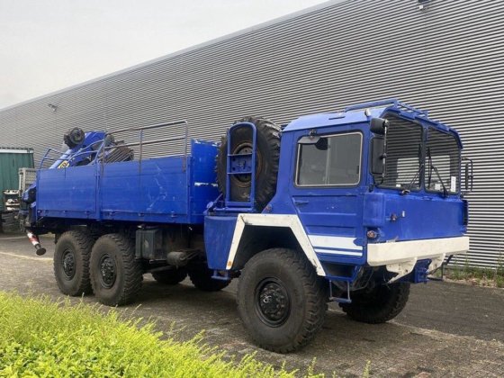 MAN Kat 6x6 in Nieuwerkerk, Netherlands