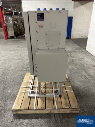 Extrel Process Mass Spectrometer, Model MAX-300 in Cleveland, OH, USA