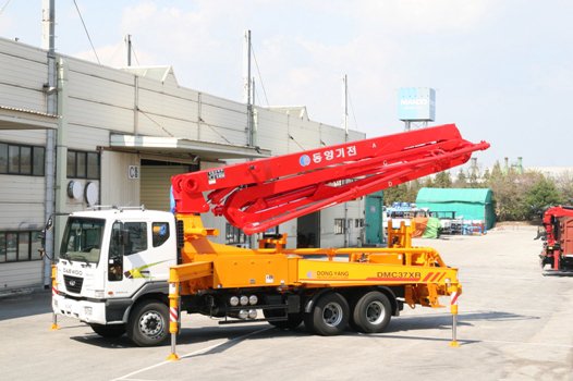 2012 DONGYANG DMC37XR in Dong Nai, Vietnam