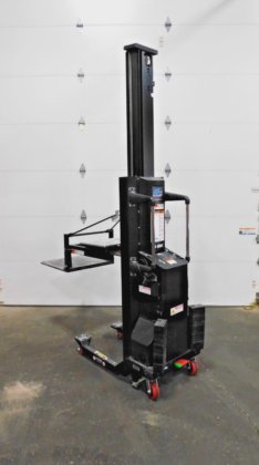 MO-6229, SERVERLIFT SL-500X ELECTRIC COMPUTER SERVER LIFT. 500 LB ...