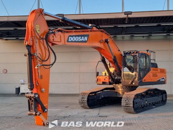 2022 Doosan DX380 LC -7K in Veghel, Netherlands