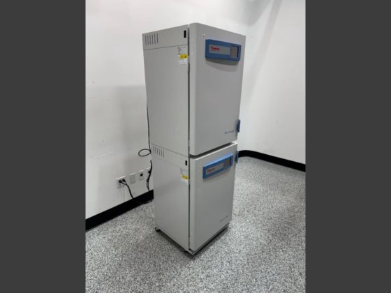 Thermo Forma Series 3 Water Jacketed Double Stack CO2 Incubator in ...