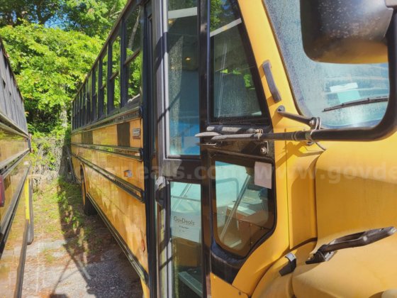 2011 Freightliner full size Bus Chassis in Green Cove Springs, FL, USA