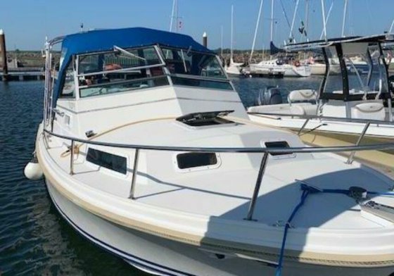 1989 Limestone 24' (7.32 m) 24 Express Cruiser in Canada