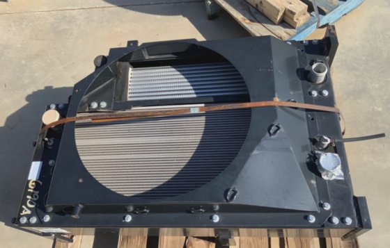 CAT COMPLETE RADIATOR and HYDRO OIL COOLER ASSEMBLY in Bakersfield, CA, USA