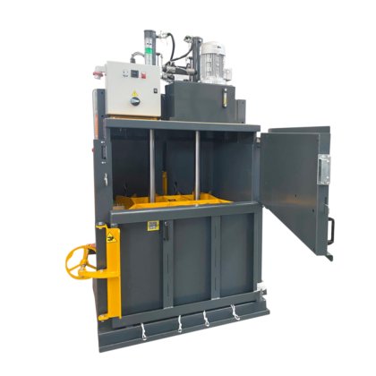 Vertical hydraulic compacting machine model MG 15 T.E. XL in Altivole ...