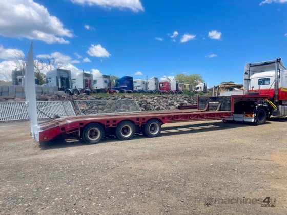 Lusty Low Loader TRI AXLE LOW LOADER in Toowoomba, Queensland, Australia