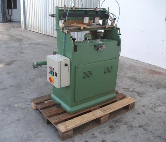 DOVETAILER MACHINE OMEC 750 in Valencia, Spain