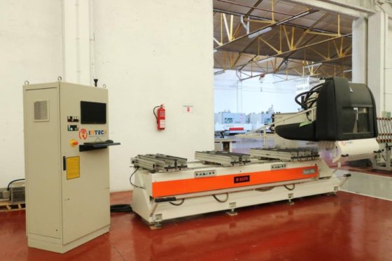 2021 CNC SCM MOD TECH 99 L in Valencia, Spain