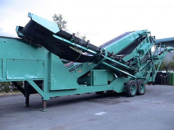 Powerscreen Chieftain 1200 in Flint, United Kingdom