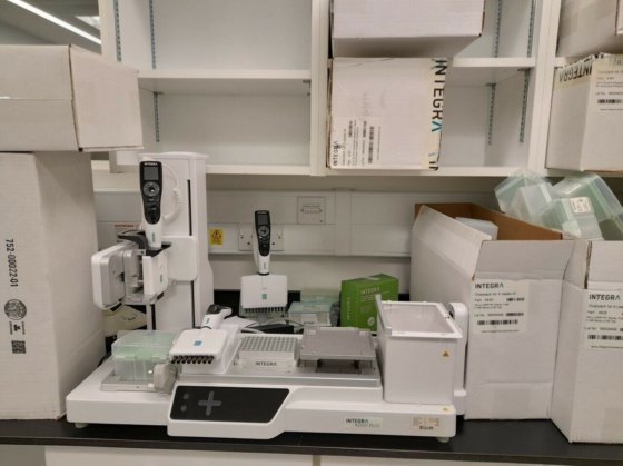 Integra Assist Plus Assist+ Pipetting Robot with Various Pipettes ...