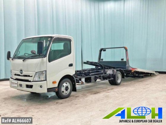 2022 Hino Dutro 2RG-XZU722M 2.8T Self Loader in Kobe, Japan