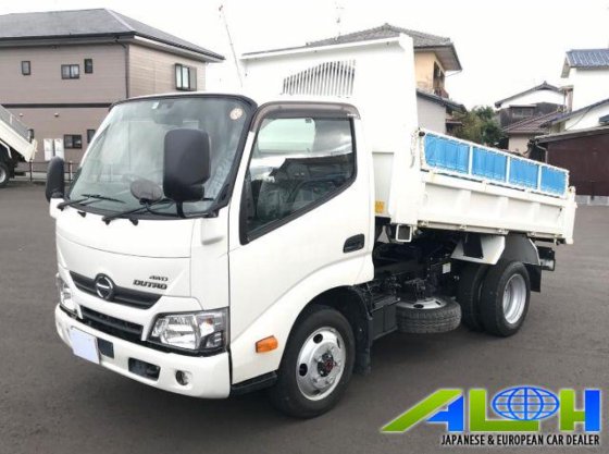 2019 HINO DUTRO 4WD DUMP TRUCK TKG-XZU675T in Yokohama, Japan