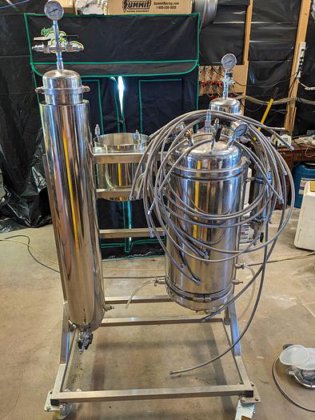 10LB Closed Loop Extractor with Pumps and Chiller by Extractor Solutions in Cortez, CO, USA