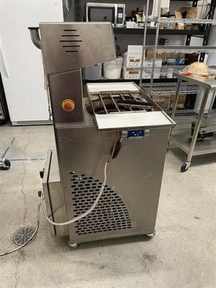Selmi Plus Tempering Machine with Enrobing Attachment in Washington, USA