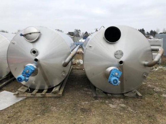 9000 liter stainless steel tanks with agitator in Harndrup, Denmark