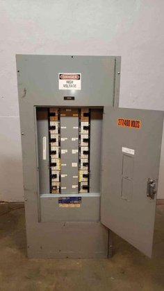 400A Square D I-Line 480V Panelboard LOADED in Shippensburg, PA, USA