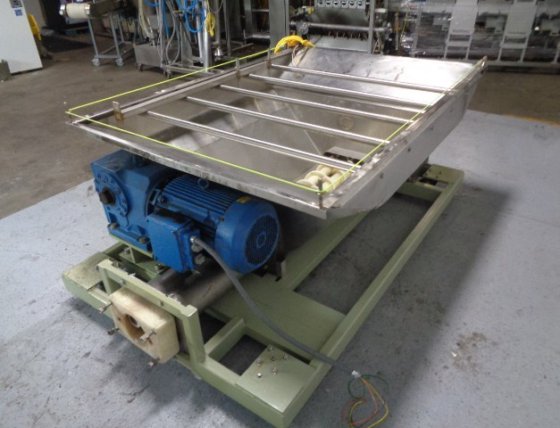 AMF U2 Dual Auger Dough Pump, Model: 10 in Tipton, MO, USA