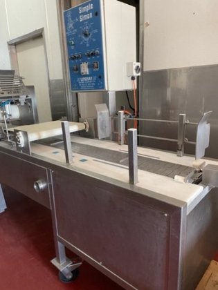 Simple Simon Pie Line, Model: 4700 in Tipton, MO, USA