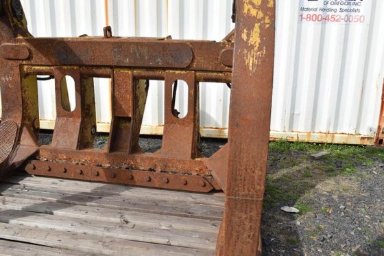 966 log forks, Caterpillar 966 D E F log forks, Medford log grapple ...