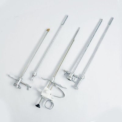 OLYMPUS RESECTOSCOPE AND CYSTOSCOPE SET in Montreuil, France