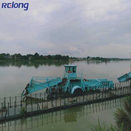 Economical Amphibious Weed Harvester with Propulsion Systems Paddle ...