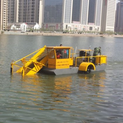 Aquatic Water Weed Harvester Boat Automatic Mowing Boat in Shandong, China