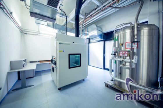 HALT / HASS Espec Qualmark T2.5 temperature chamber with vibration ...