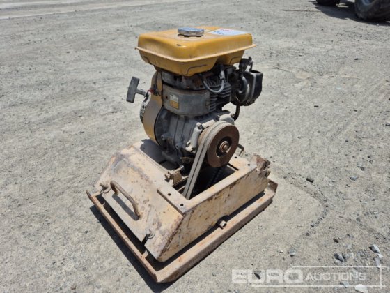 Robin Plate Compactor EY20-3 Engine in Abu Dhabi, United Arab Emirates