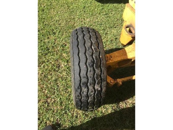 2000 JOHN DEERE 710 BACKHOE LOADER in Miami, FL, USA