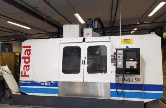 FADAL VERTICAL MACHINING CENTER in York, PA, USA