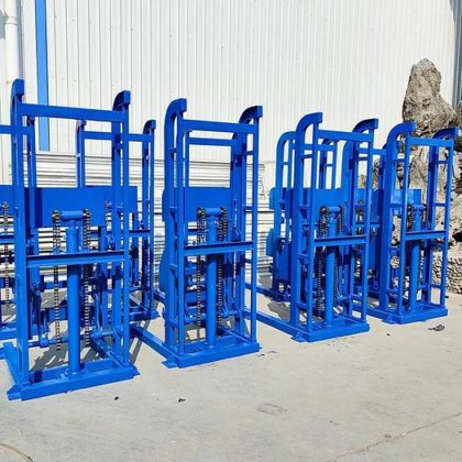 1.5M garbage bin vertical dumping elevator/trash can lift elevator ...