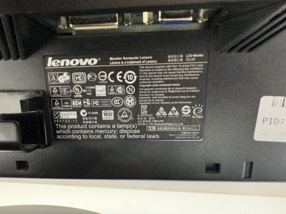 19" TFT LCD Lenovo Thinkvision L1900pA Pivot 1280 x 1024 Monitor in ...