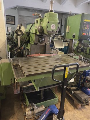 Cover FP4 M conventional milling machine .en in Berlin, Germany