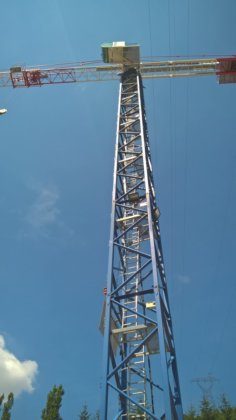 POTAIN MD 208 in Nantes, France